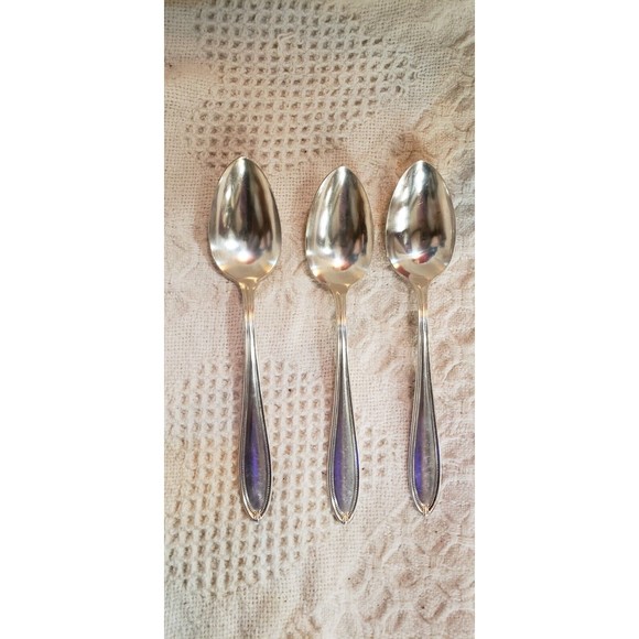 Oneida | Dining | Vtg Oneida Community Dominion Puritan Plate 4 Serving ...